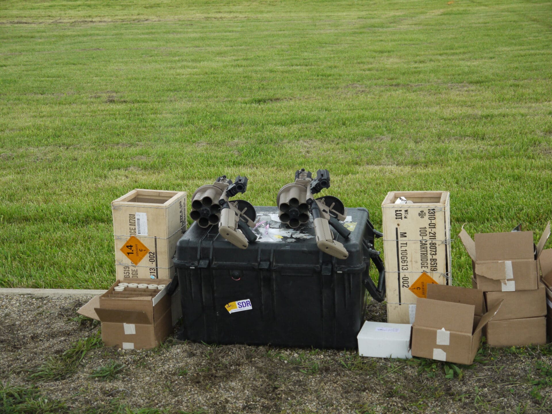 Gun Review: MilKor M32 MGL Shoulder-Fired Grenade Launcher - The Truth ...