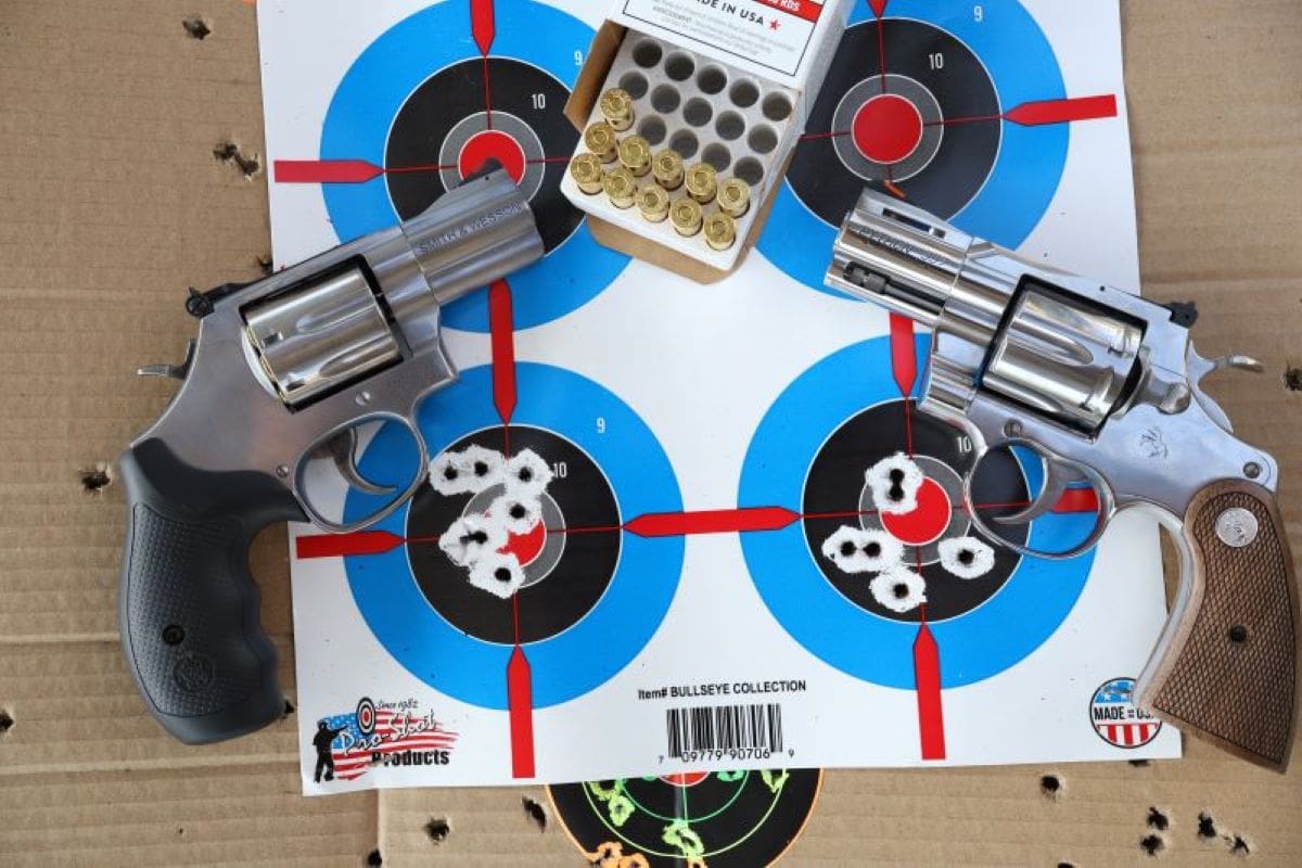 Colt Python vs. Smith & Wesson 686+ - The Truth About Guns