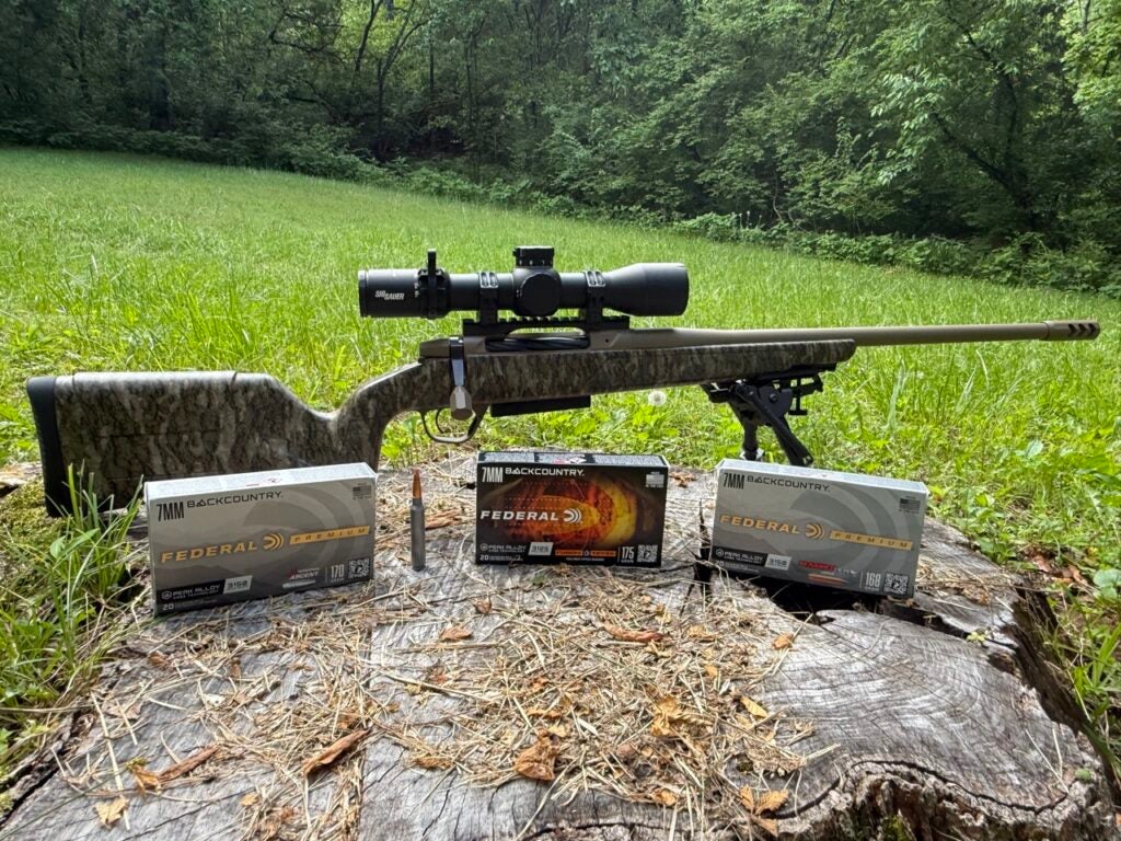 Colt Python vs. Smith & Wesson 686+ - The Truth About Guns