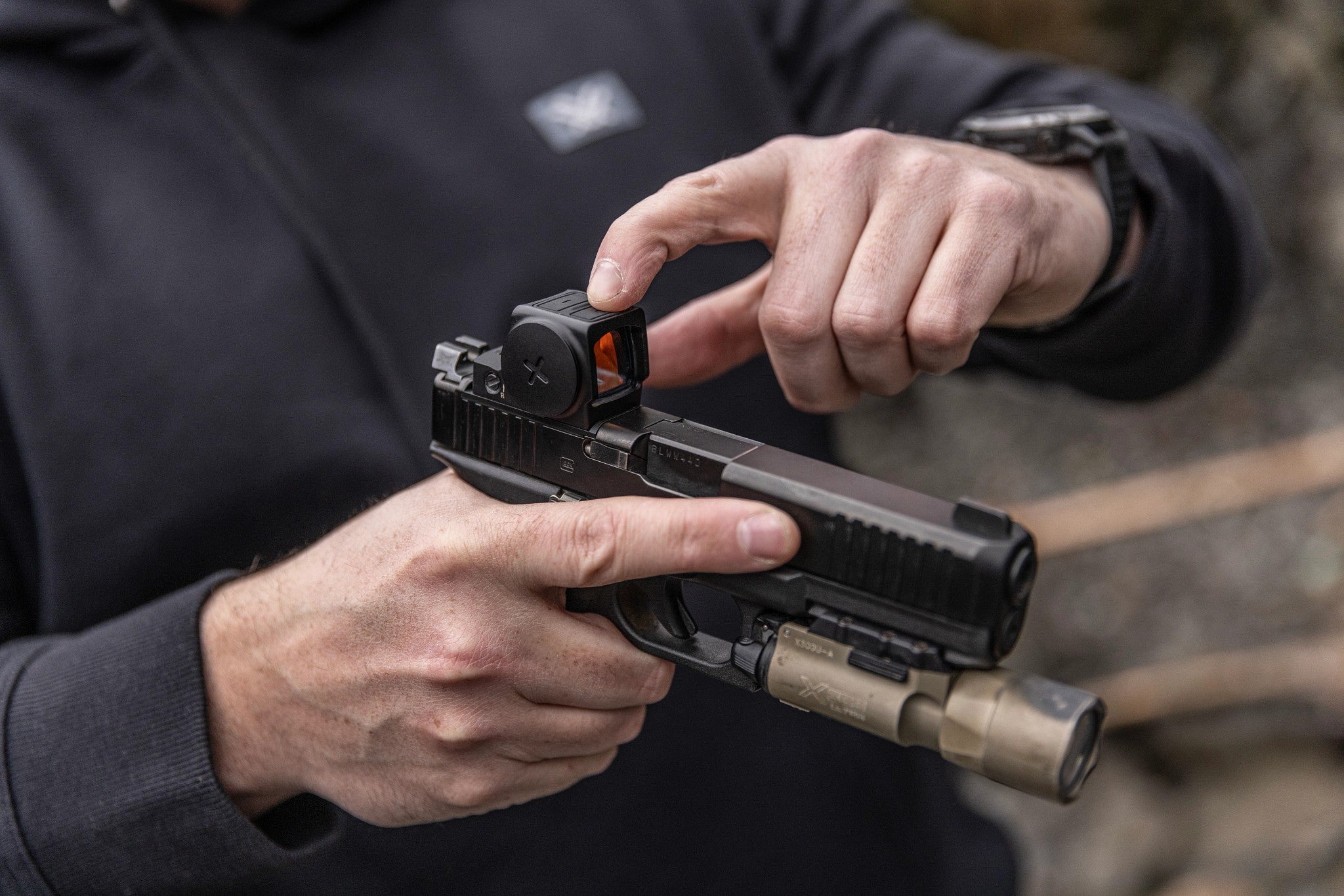 Vortex Venom Enclosed Emitter Review: Budget Carry Optic - Patriots Who ...